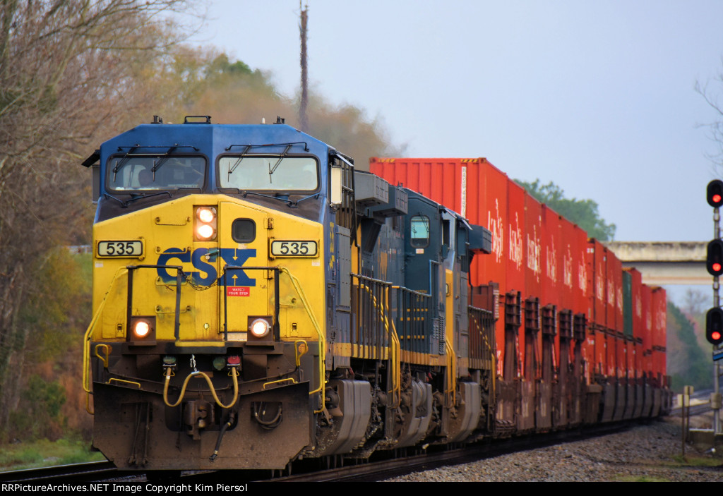 CSX 535 Q037
